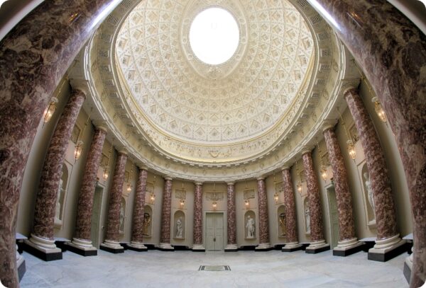 See and Do - Stowe House